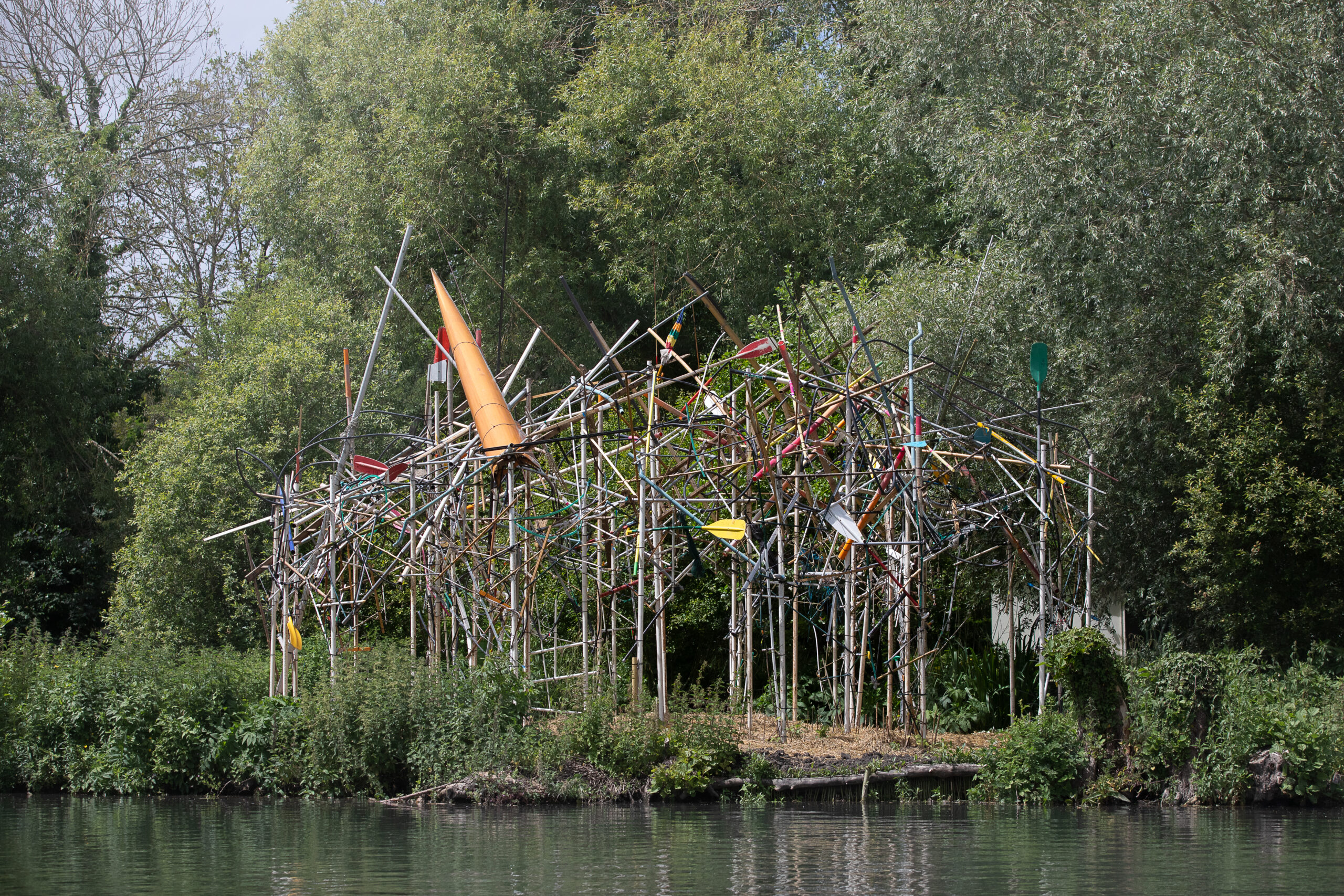 Un grand ensemble grimpant – Jan Kopp, 2025 | Art & jardins | Hauts-de ...